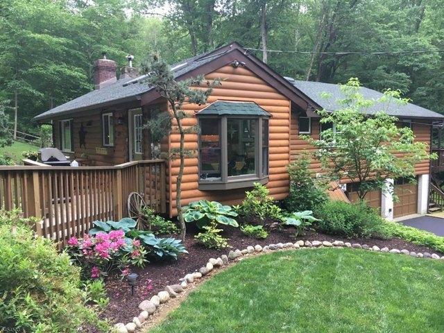 209 Turkey Hill Rd, Bethlehem Township, NJ 08802