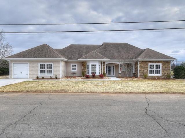 209 University Pkwy, Johnson City, TN 37604