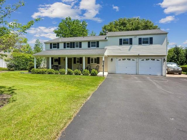 209 Upper Valley Rd, North Wales, PA 19454