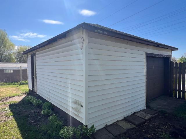 209 Volk Street
