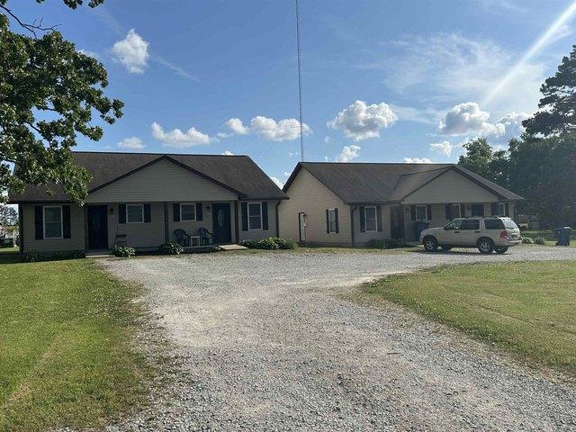 209AB Willow Dr Unit 207A, Adamsville, TN 38310
