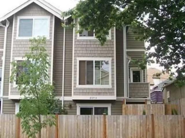 209B 26th Ave S