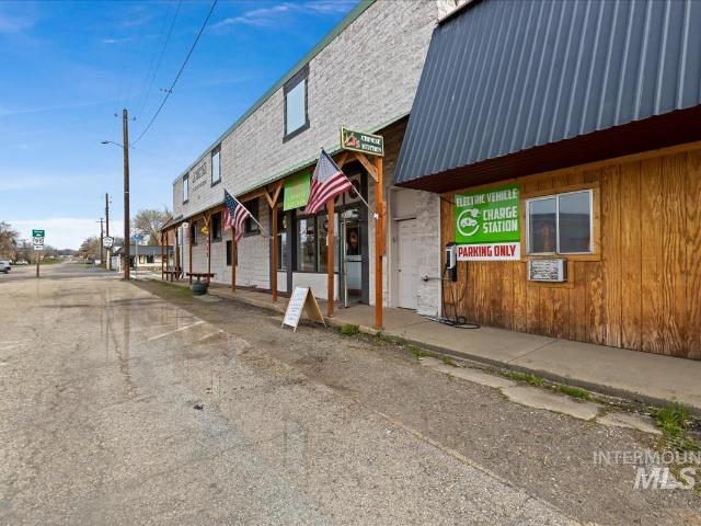 20 & 40 E Central Blvd