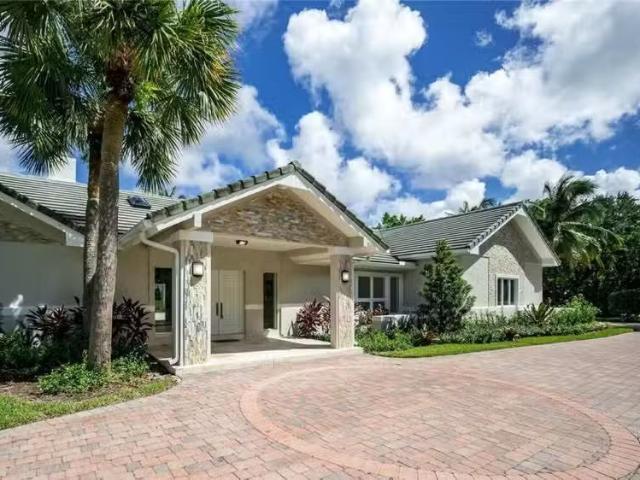 $20,500 7 Bedroom 6.5 Bathroom House In Boca Raton With Grea.