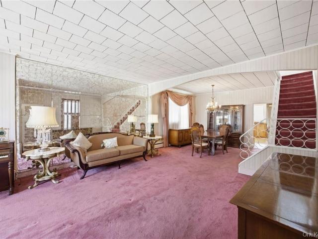 20 77th Street