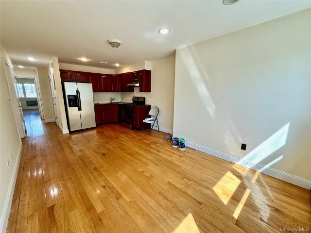 20 11 College Point Boulevard