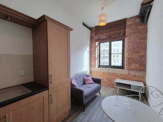 20 22 Mill Street, Bradford BD1, 1 bed flat to rent, £575 pcm | PrimeLocation