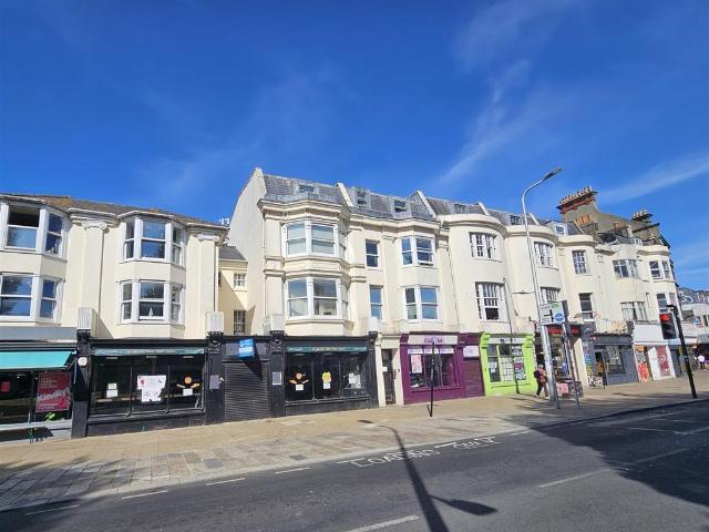 20 26 York Place, Brighton BN1 1 bed apartment to rent £1,275 pcm £294 pw