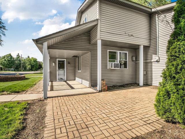 20 2nd Avenue SE