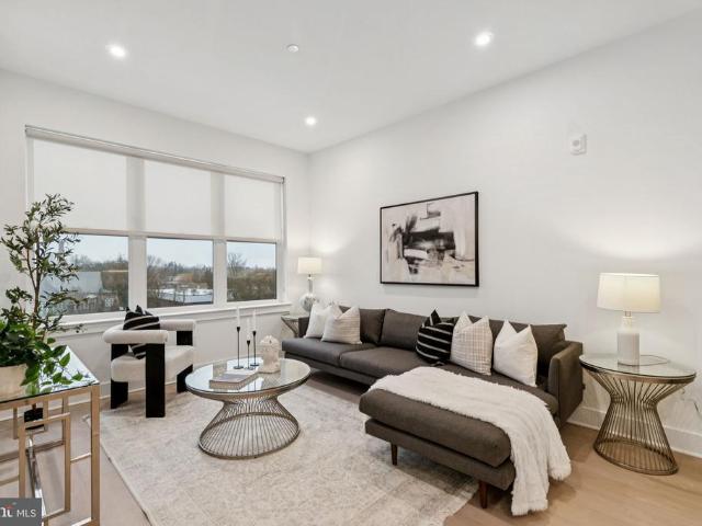 20 30 W Allens Lane # 310