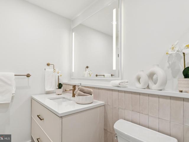 20 30 W Allens Ln, Unit 222, Philadelphia, PA 19119 | MLS #PAPH2597 | Compass