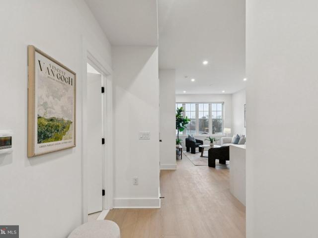 20 30 W Allens Ln, Unit 421, Philadelphia, PA 19119 | MLS #PAPH2602