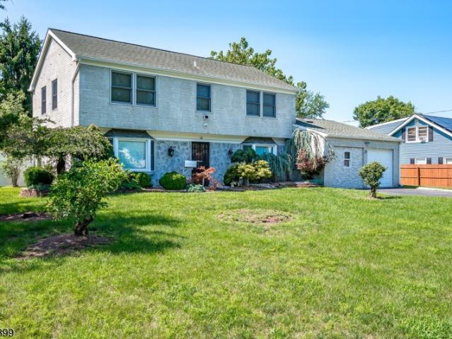 20 Tamarack Rd