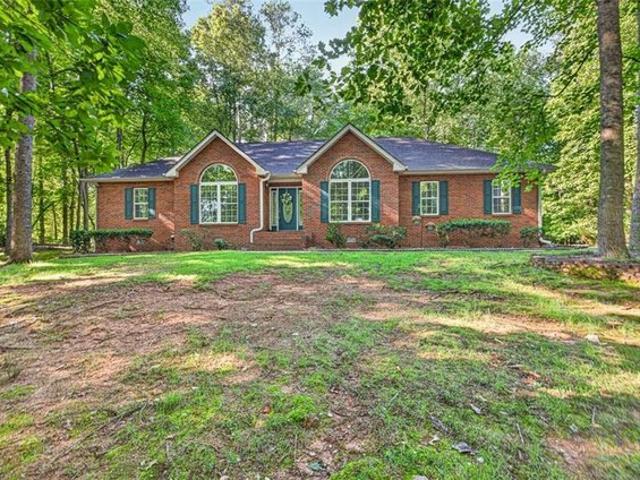 20 Tabor Forest Dr, Oxford, GA 30054