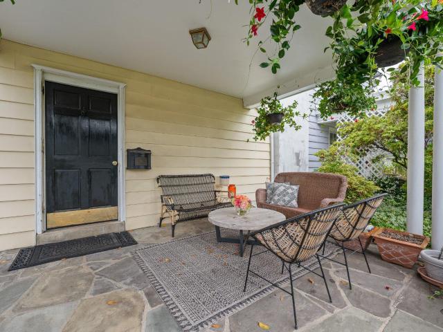 20 Tenmore Road