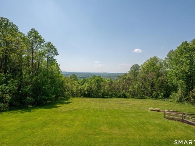 20 Timber Ln, New Milford, CT 06776