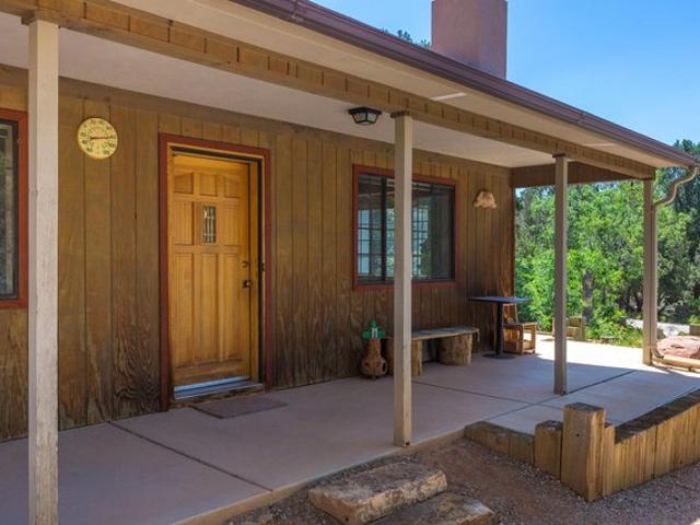 20 Torres Trl, Tijeras, NM 87059