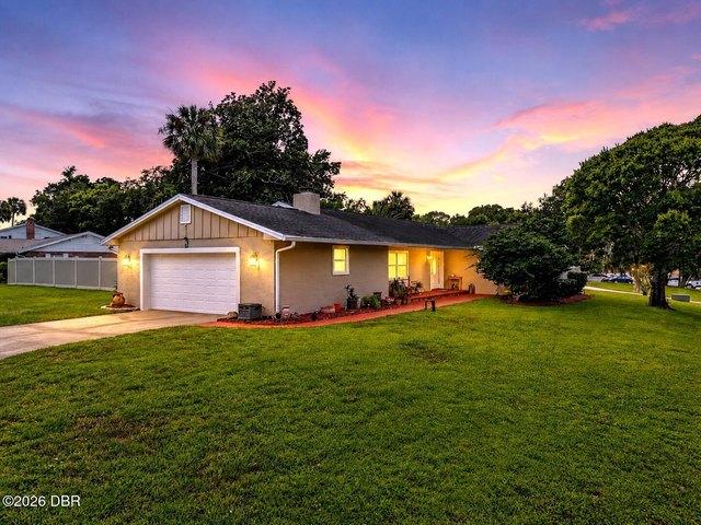 20 Twin River Dr, Ormond Beach, FL 32174