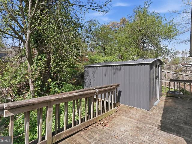 20 Tunic Avenue