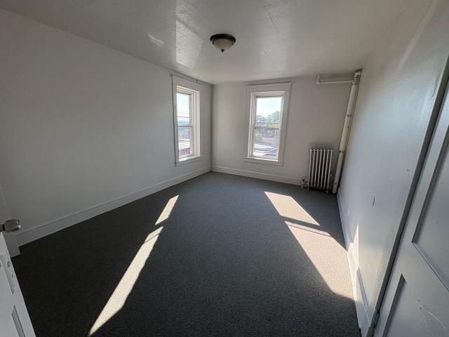 20 Unit 2 Bedroom Apartment for Rent at 427 S Elm St, Holyoke, MA 01040