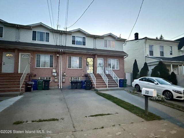 20 Union Ave, Staten Island, NY 10303