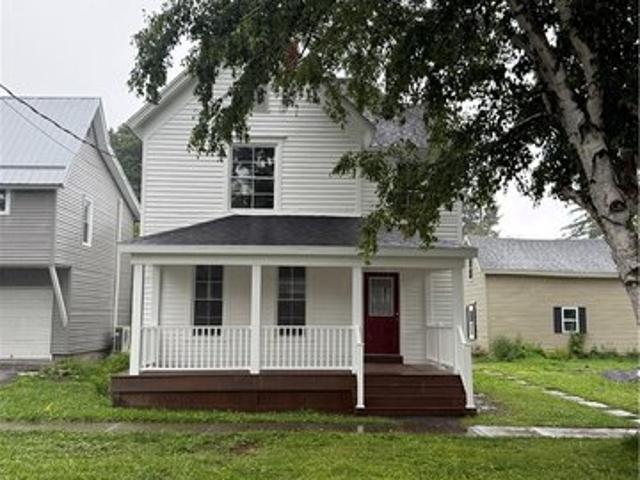20 Vincent St, Carthage, NY 13619