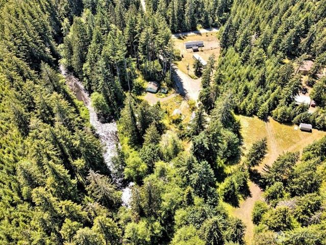 20 W Newberry Ln, Elma, WA 98541