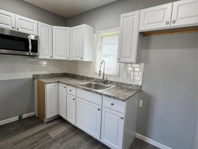 20 W Academy Street 1