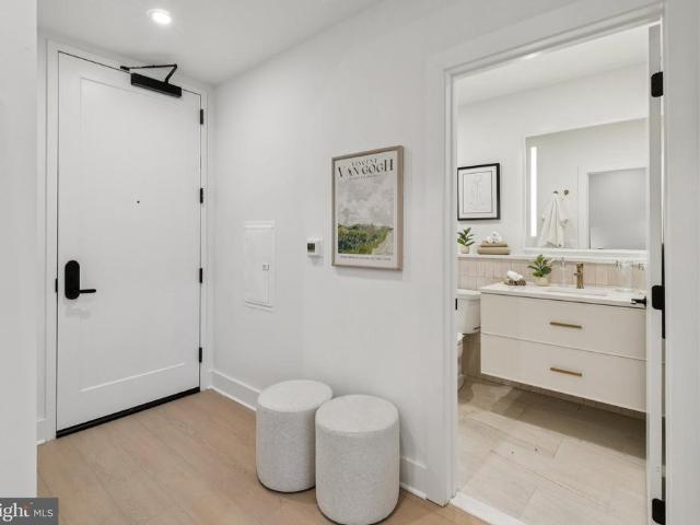 20 W Allens Lane # 403