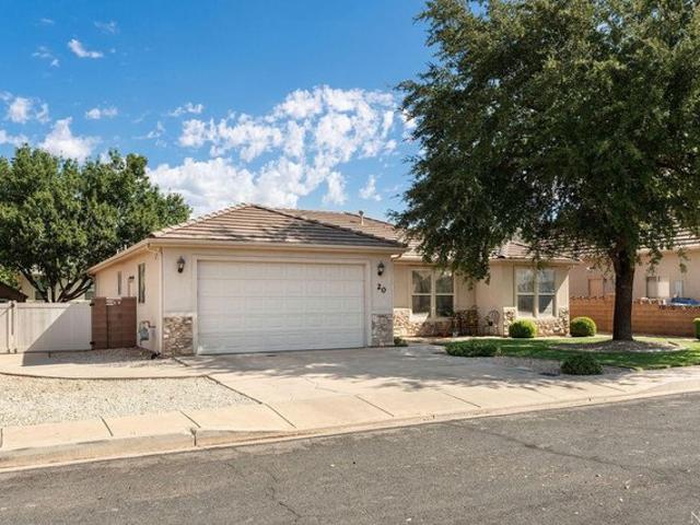 20 W Clover Ln, Washington, UT 84780