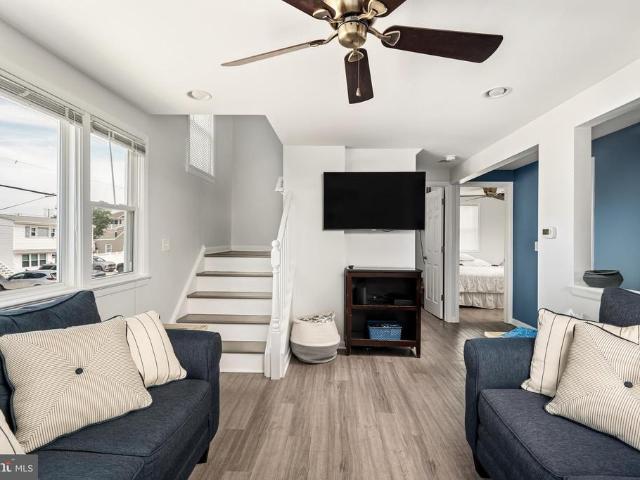 20 W South 33Rd Street