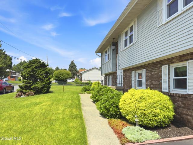 20 Wendell Drive