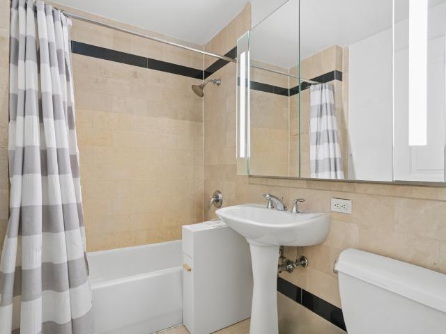20 WEST Street 21A