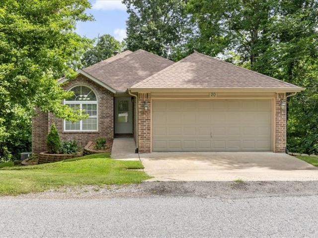 20 Westmorland Dr, Bella Vista, AR 72714