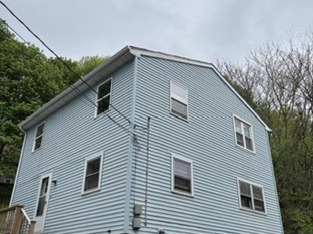 20 Whitaker Ave, Norwich, CT 06360