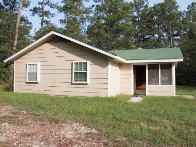 20 White Oak Dr, Unit A, Huntsville, TX 77320 | MLS #48155 | Compass