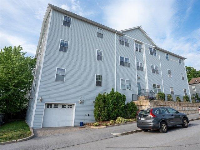 20 William St Apt 8, Worcester, MA 01609