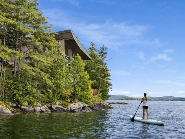 20 Wyman Dr, Wolfeboro, NH 03894