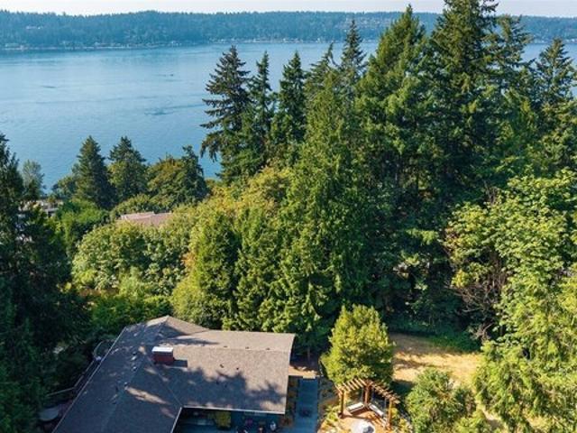 20 Xx 192nd Ave SE, Sammamish, WA 98075