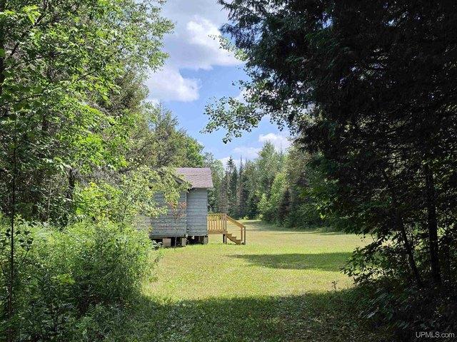 20 Acre Camp Rosss Grade Rd, Gwinn, MI 49831