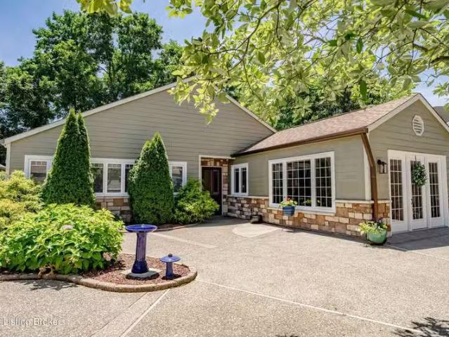 20 Abby Chase, Jeffersonville, IN 47130 650545666