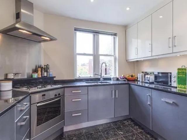 20 Adamson Road, London, NW3 3HR, United Kingdom | 3 bed duplex for rent #140400434 | Rentberry