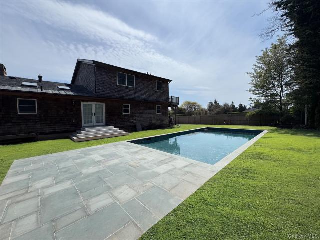 20 Alanson Ln, Hampton Bays, NY 11946 | MLS #971585 | Compass