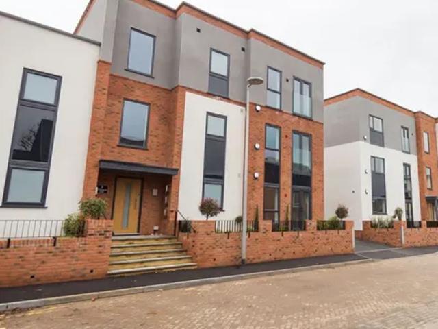 20 Ampton Road, Birmingham, B15 2UJ, United Kingdom | 2 bed apartment for rent #167781817 | Rentberry