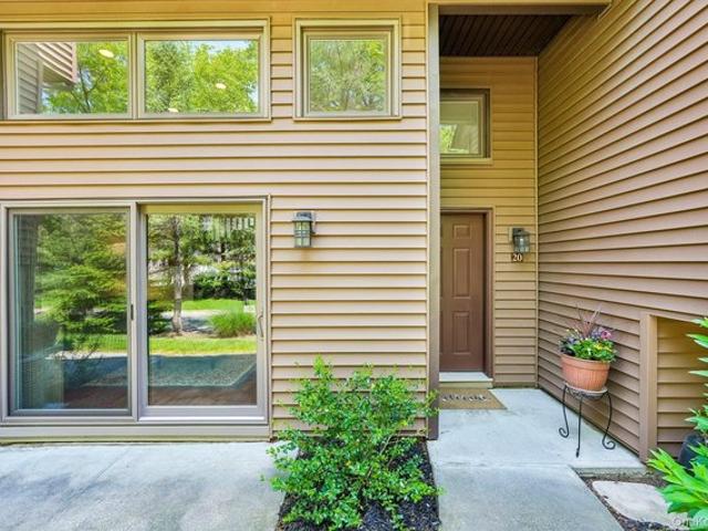 20 Aspen Ct Unit 20, Nanuet, NY 10954