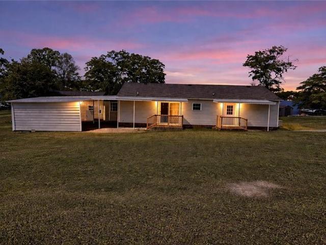 20 Apache Dr, Waterloo, SC 29384