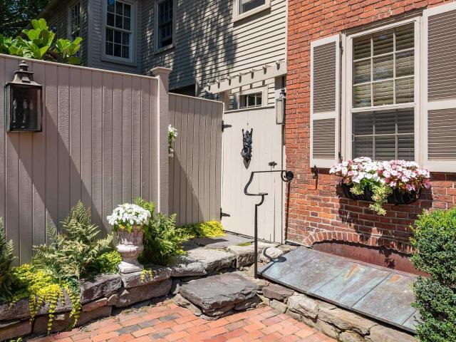 20 Atkinson Street