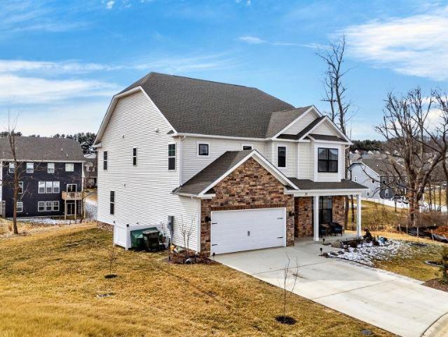 20 Avonwoods Ct