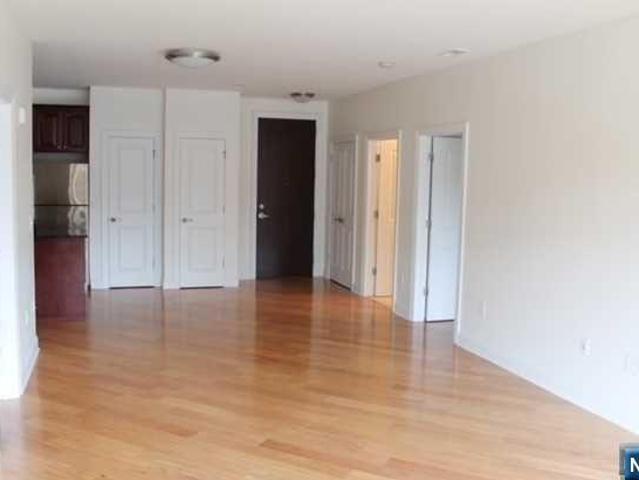 20 Ave At Port Imperial # 323