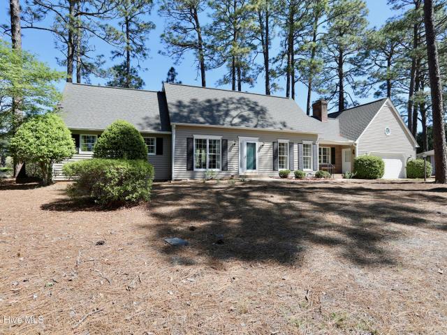 20 Baltusrol Lane
